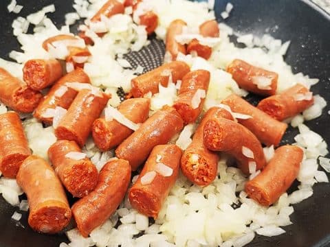 Enjoy eating with this recipe: chistorra with Pedro Ximénez sauce